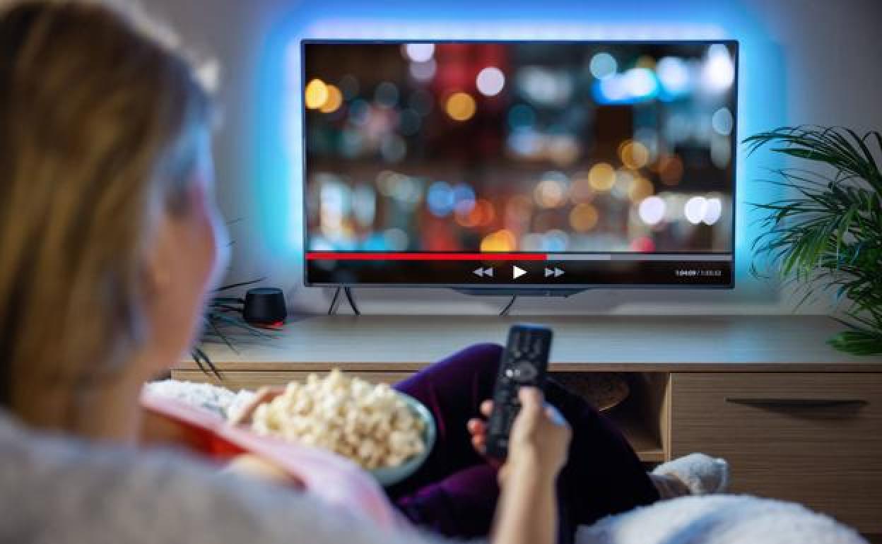 Cómo limpiar la pantalla del televisor para que no se estropee | La Verdad